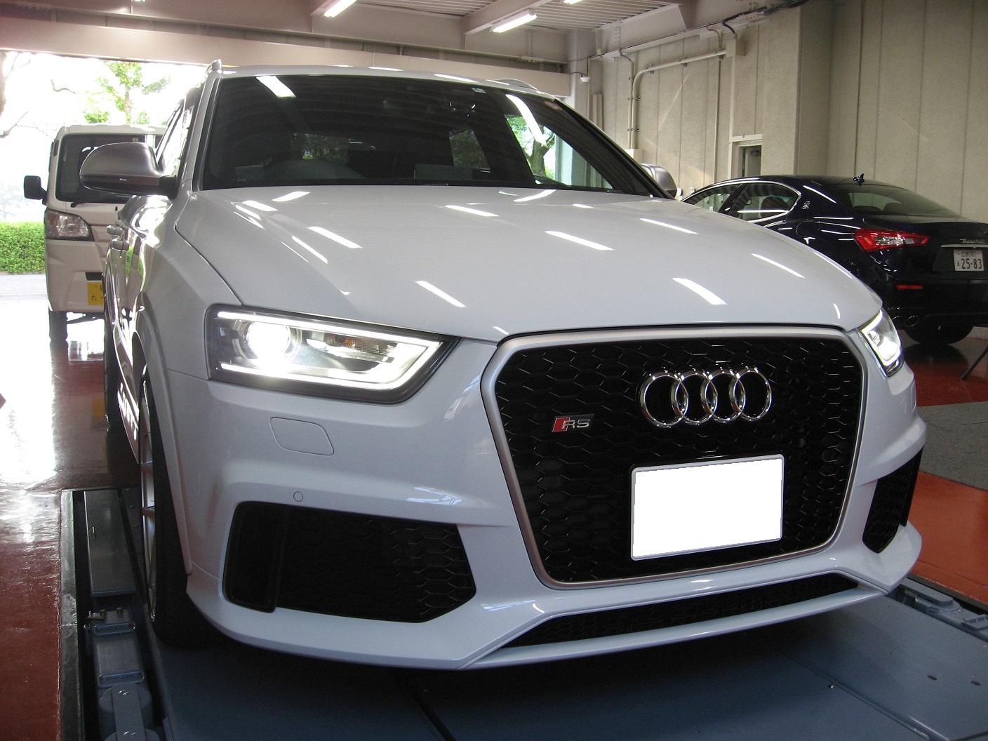 AUDI （8U） 3台 作業 | 広島の自動車整備・タイヤ交換・タイヤ預かりは「S.A」